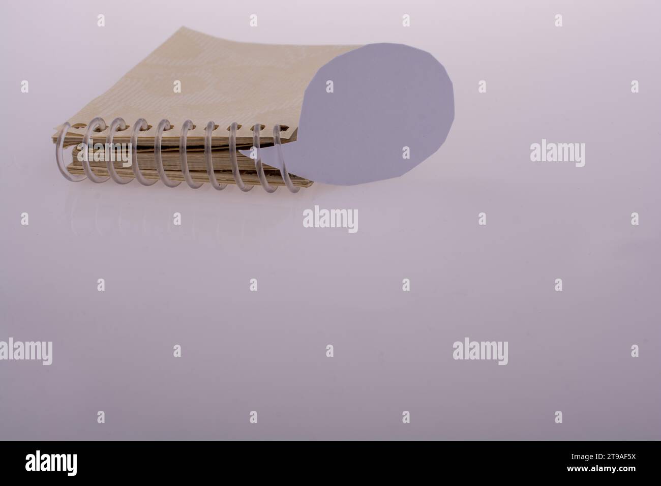 Bubble note hi-res stock photography and images - Alamy