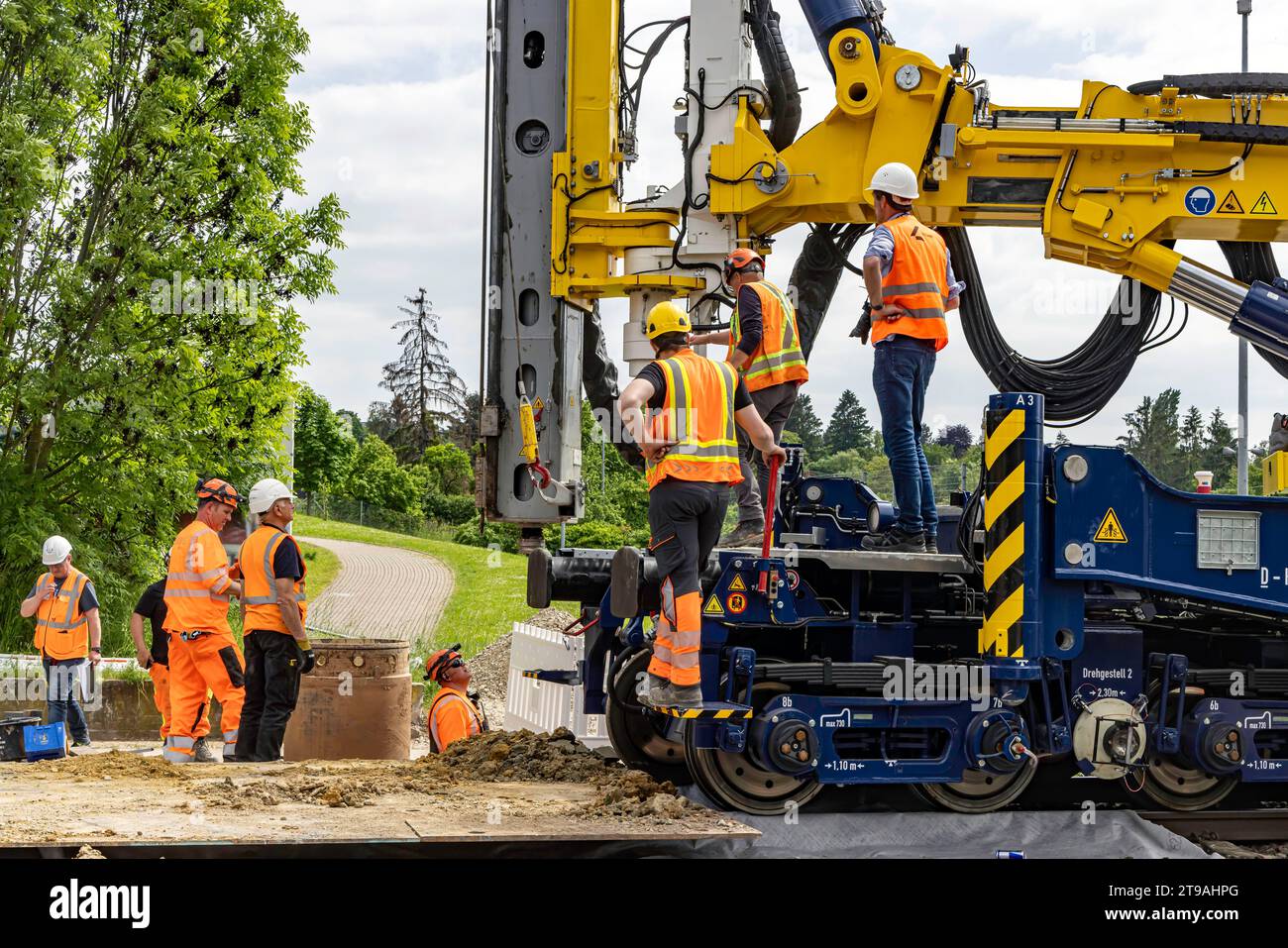 Time track hi-res stock photography and images - Alamy
