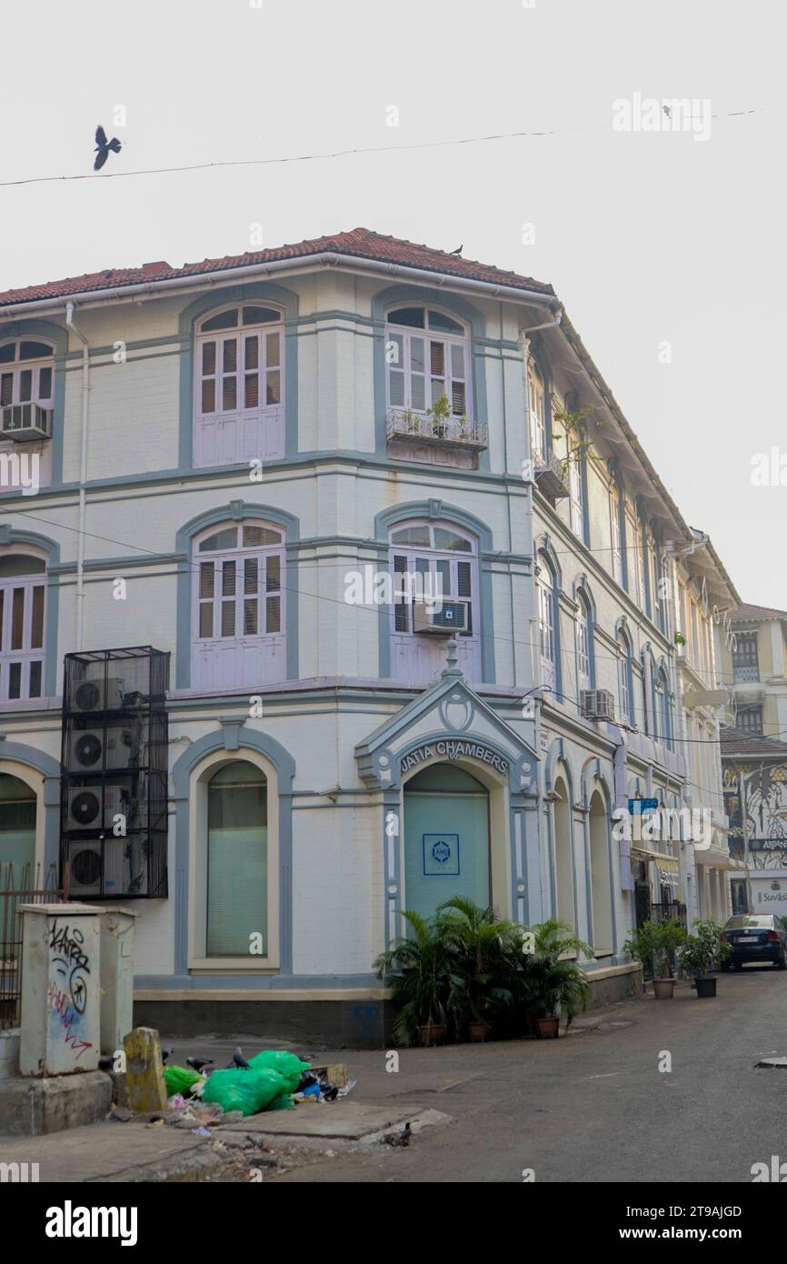 old mumbai streets view Stock Photo - Alamy