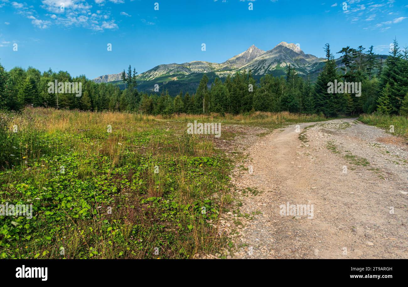 High Tatras mountains with Lomnicky stit, Kezmarsky stit, Maly ...