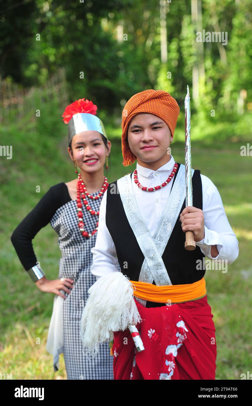 Sylhet, Bangladesh. 23rd November 2023. The Khasi Tribe dressed in ...