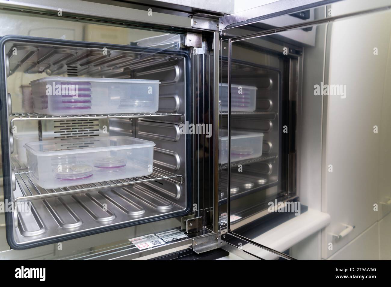 Arztlabor hi-res stock photography and images - Alamy