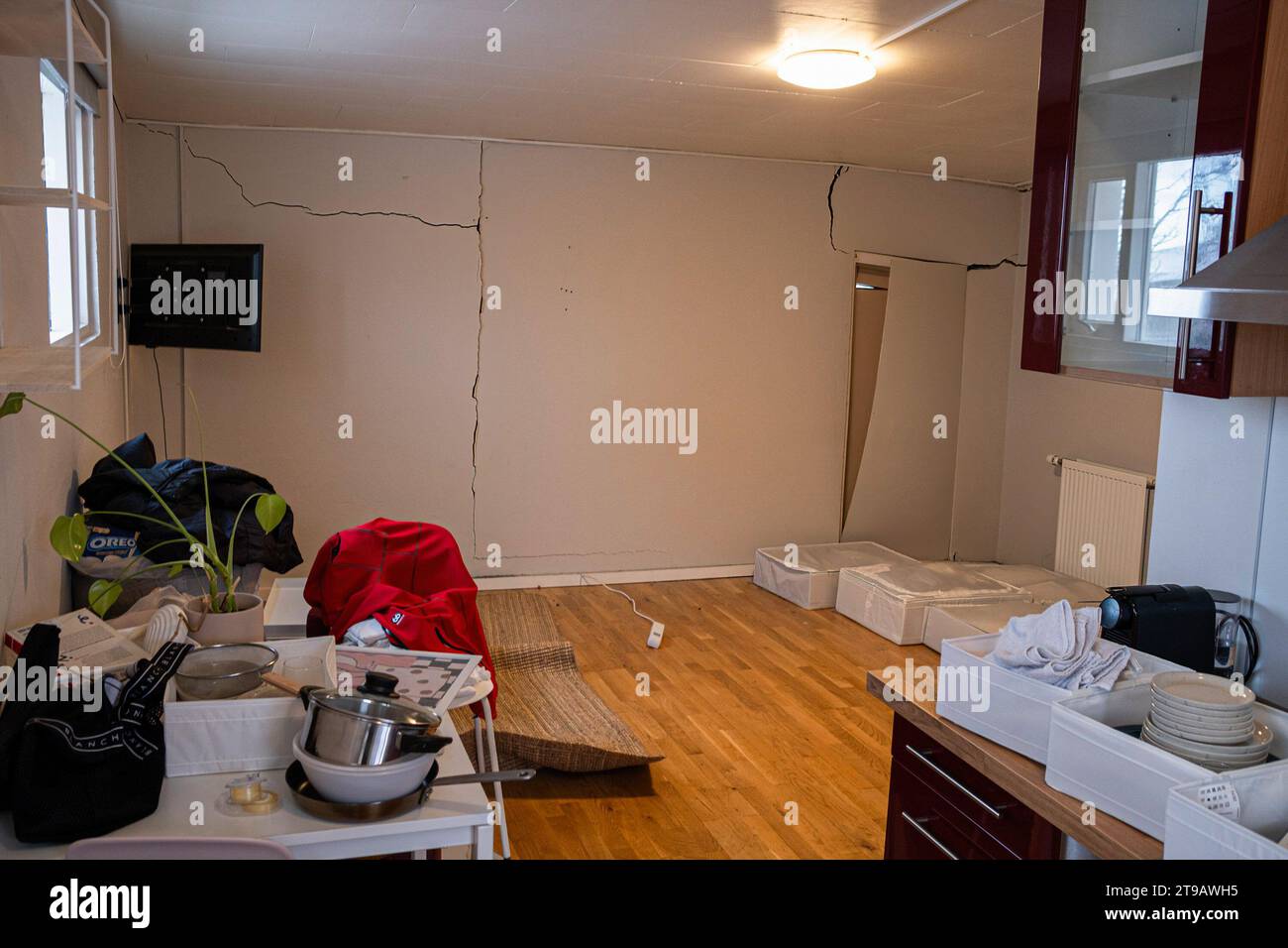Grindavik, Iceland. 23rd Nov, 2023. Damage caused by earthquakes inside ...