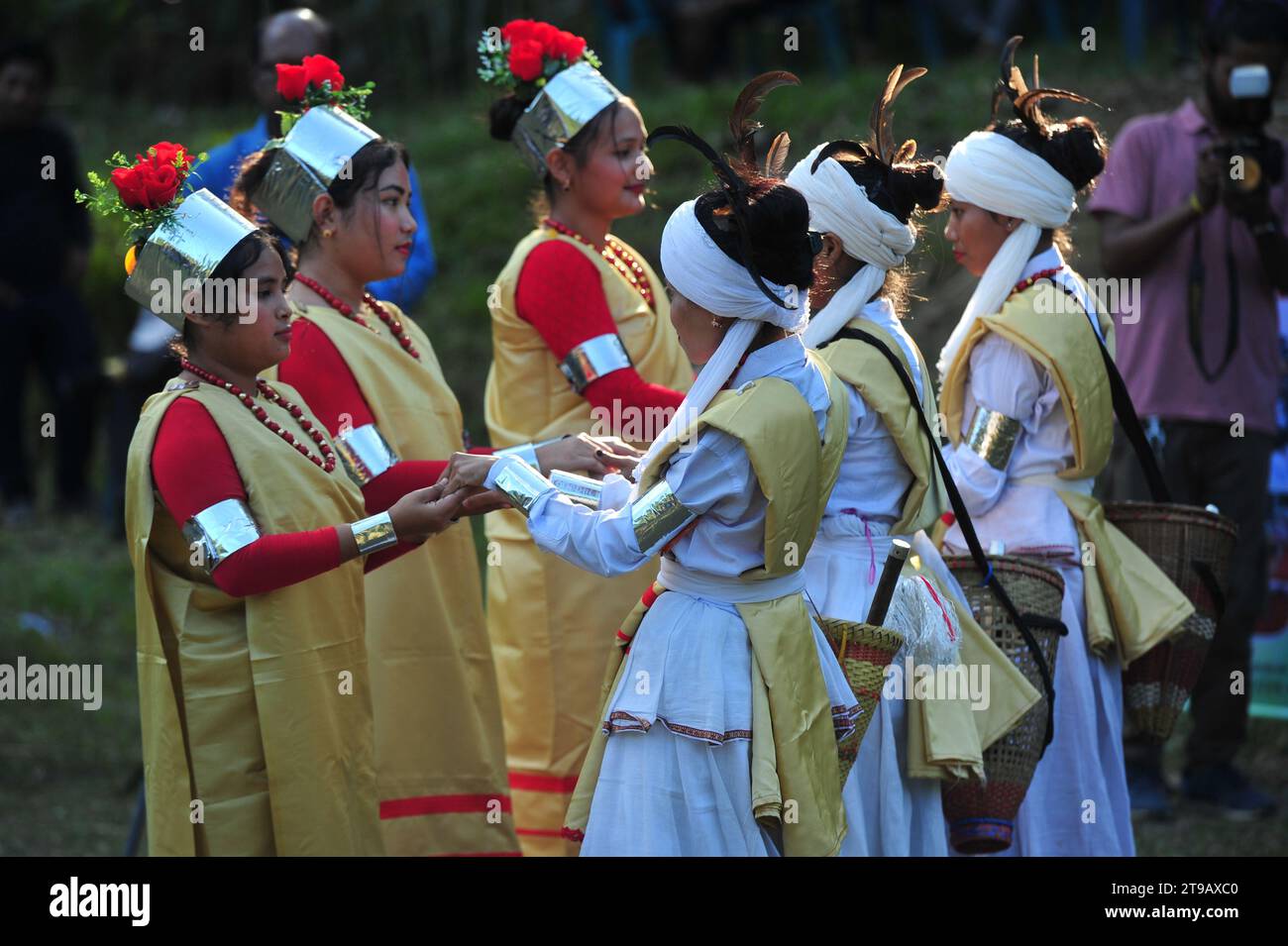 Sylhet, Bangladesh. 23rd November 2023. The Khasi Tribe dressed in ...