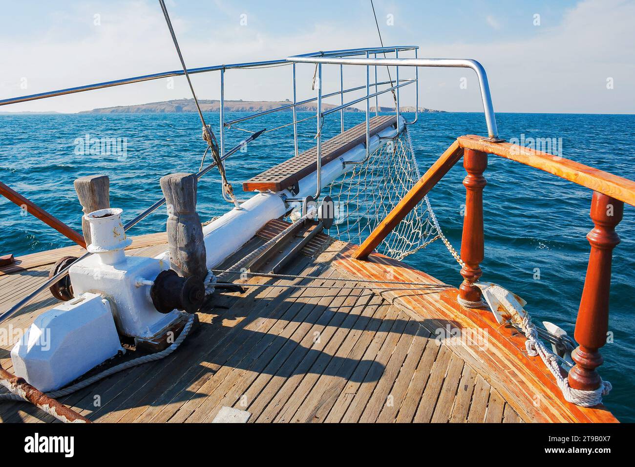 Vessel nose hi-res stock photography and images - Alamy