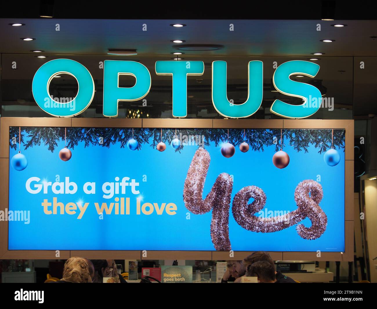 Australia, Canberra, 16 November 2023. Optus shop sign Stock Photo - Alamy