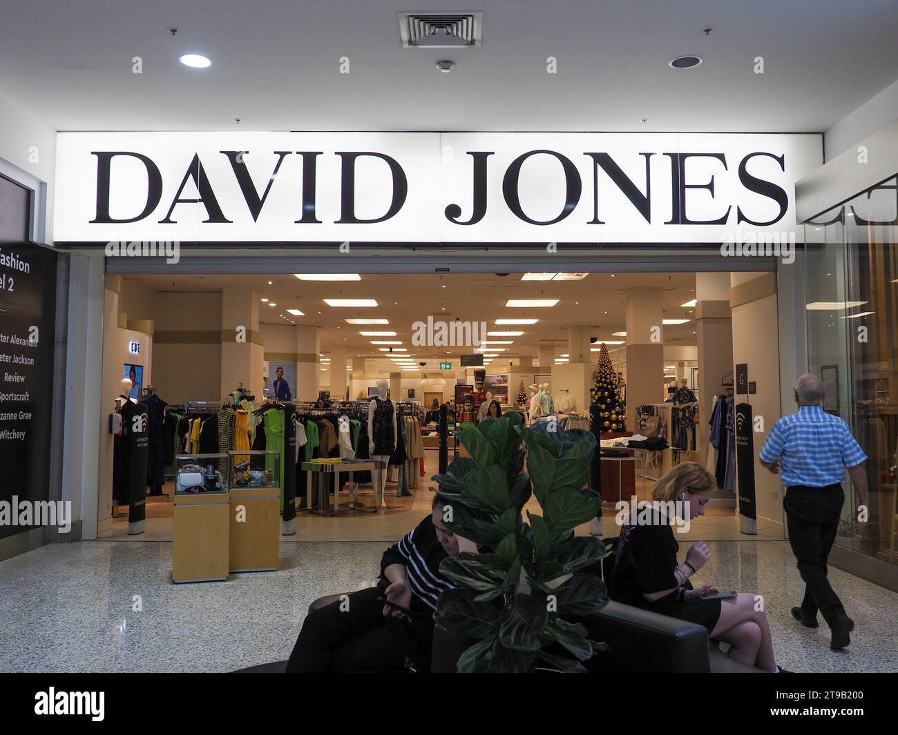 Australia, Canberra, 16 November 2023. David Jones sign Stock Photo - Alamy