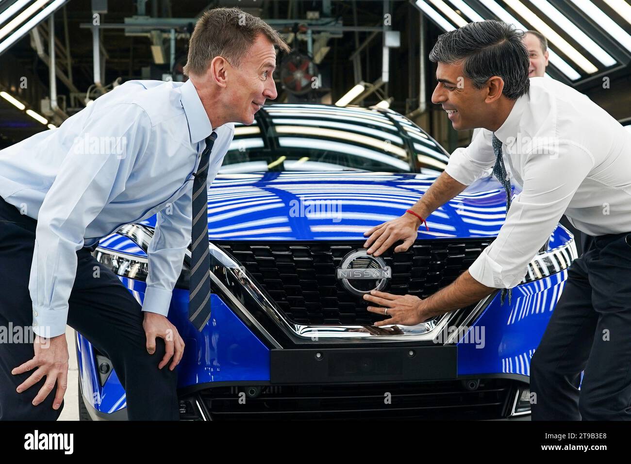 Prime Minister Rishi Sunak (right) and Chancellor of the Exchequer ...
