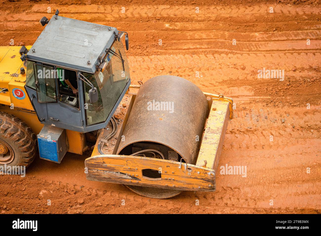 Amplitude ratio hi-res stock photography and images - Alamy