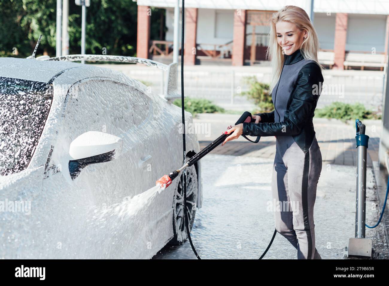 Mexican wash woman hi-res stock photography and images - Alamy
