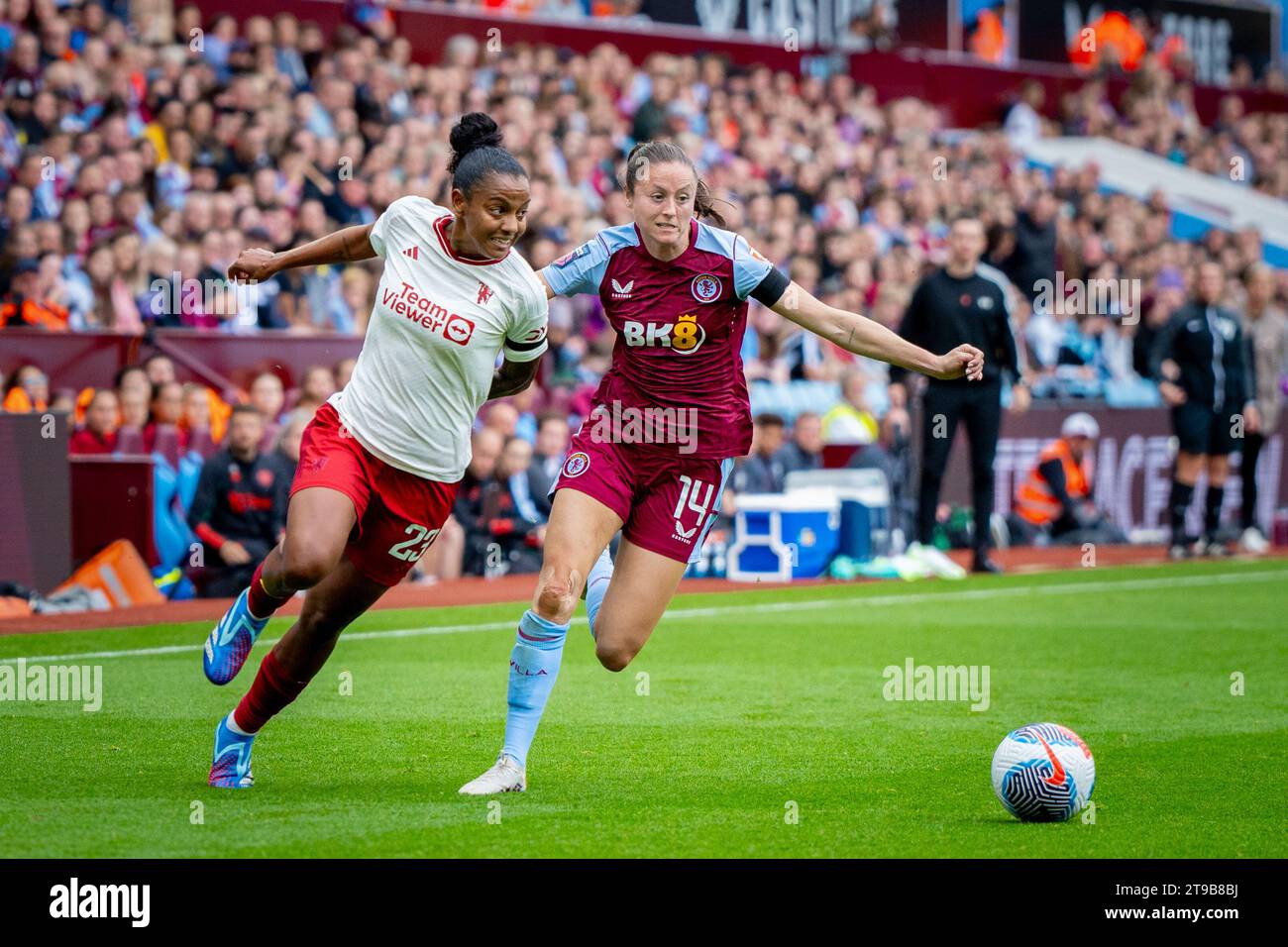 Manchester united women villa hi-res stock photography and images - Alamy