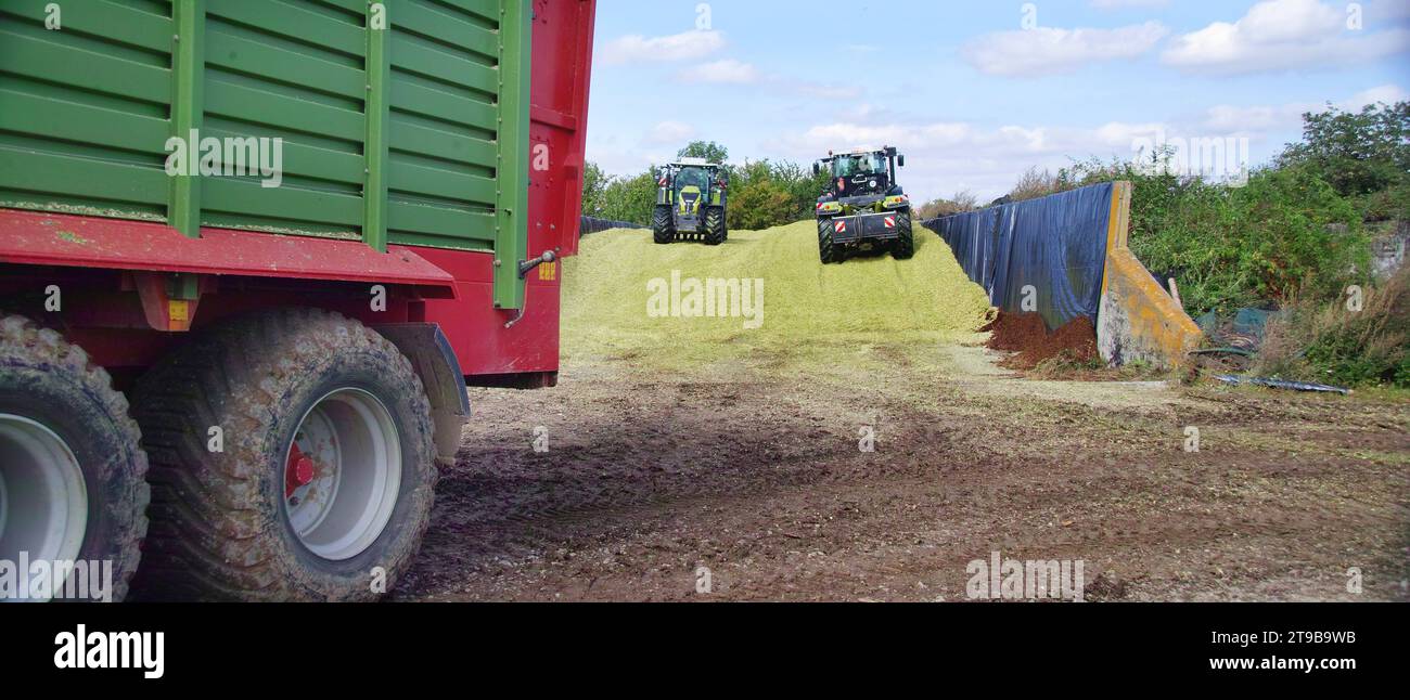 Bauernhof mit biogasanlage hi-res stock photography and images - Alamy