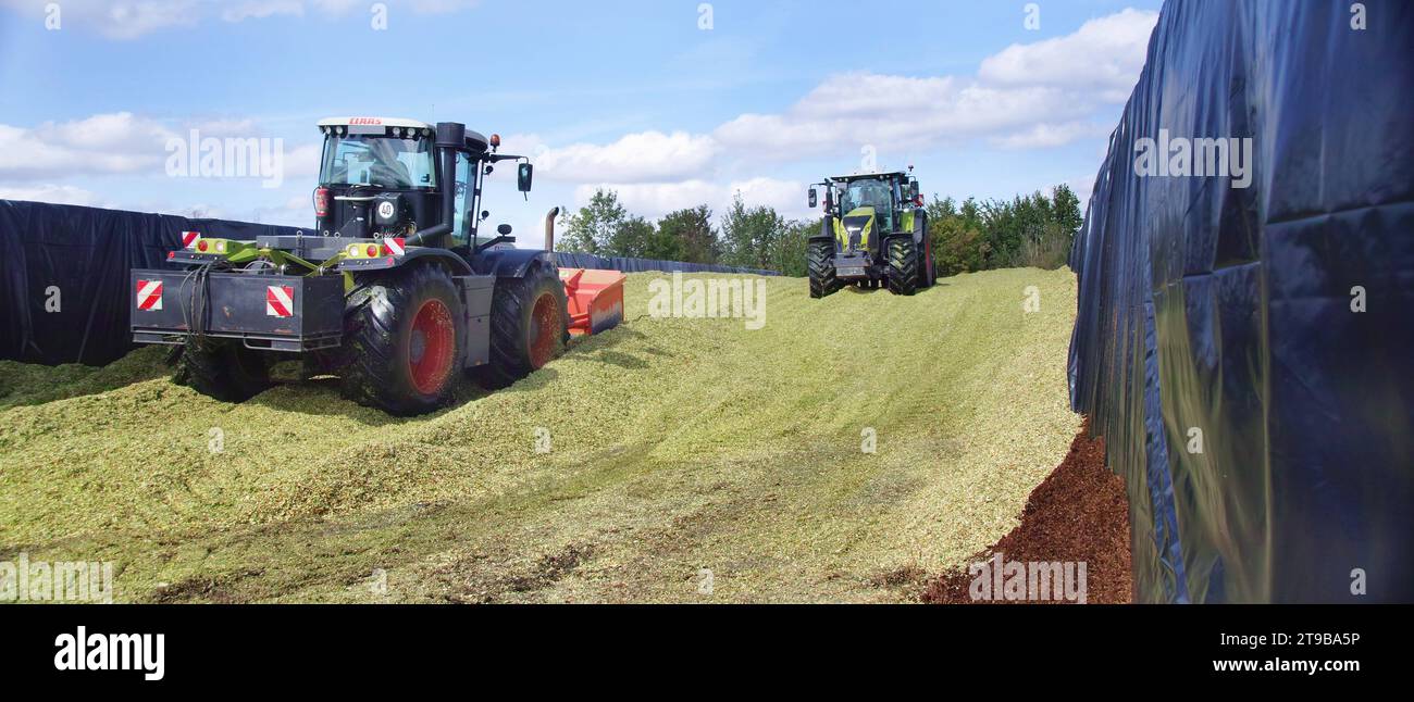 Bauernhof mit biogasanlage hi-res stock photography and images - Alamy
