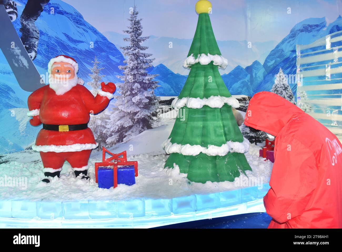 Snow, Ice World, Ice Sculptures playground, Phnom Penh, Cambodia, South ...