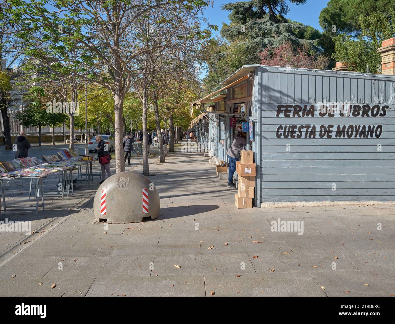 Cuesta de Moyano. Según Wikipedia es el nombre popular con el que se ...