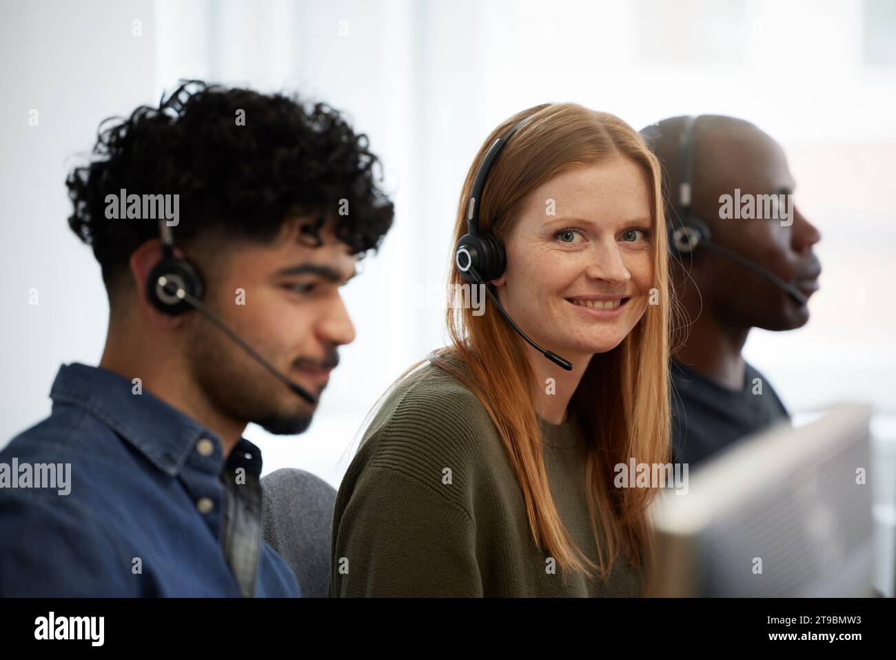 Workplace communication hi-res stock photography and images - Alamy