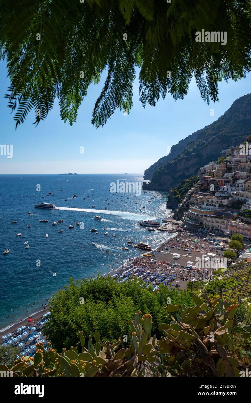 A ferry departs Positano in summer, Amalfi Coast, Italy Stock Photo - Alamy