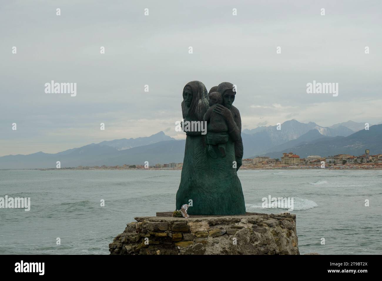L'attesa viareggio hi-res stock photography and images - Alamy L'attesa viareggio hi-res stock photography and images - Alamy