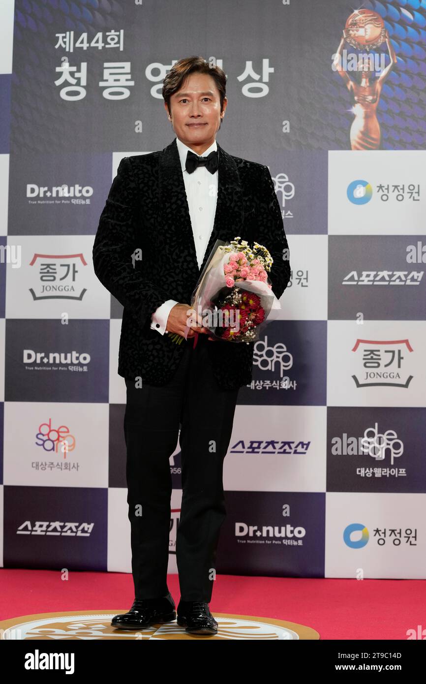South Korean actor Lee Byung-hun poses for photographers upon arrival during the red carpet ...