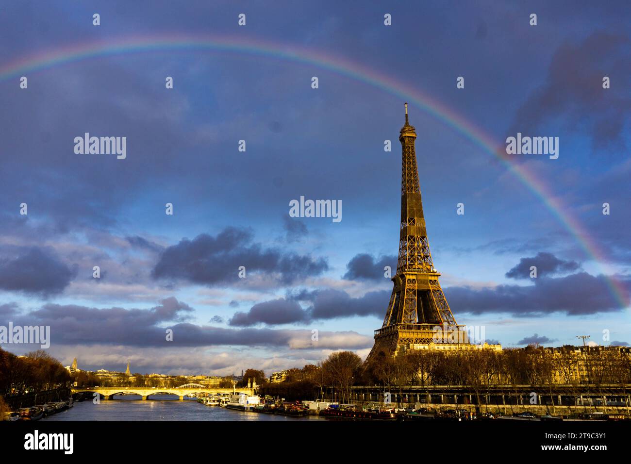 Rainbow over the eiffel tower hi-res stock photography and images - Alamy