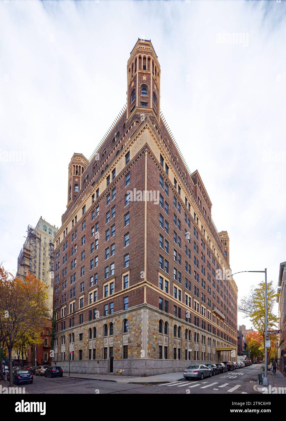 The Watermark, NW corner (Pineapple/Willow Streets). Former Towers ...