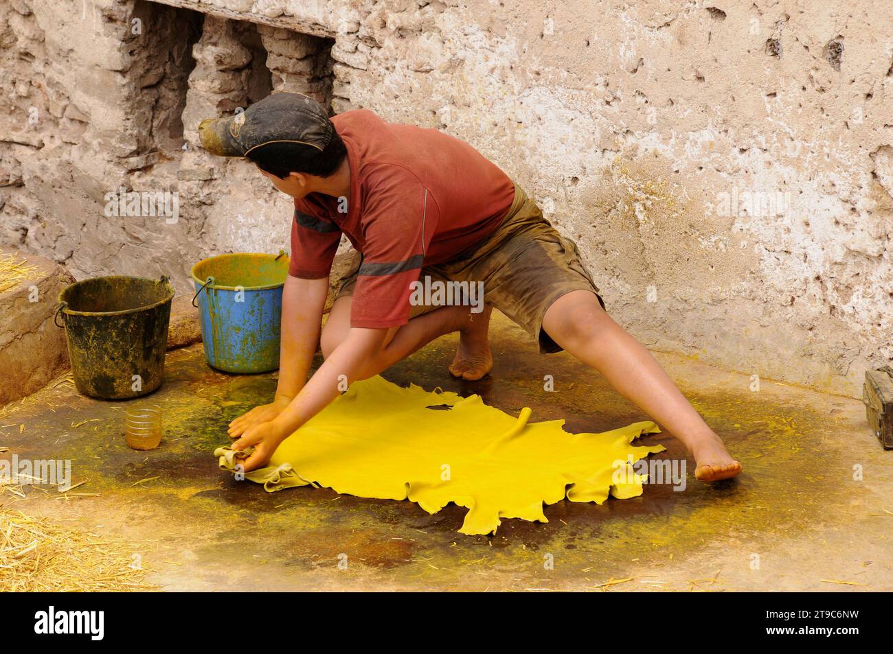 Chouara tannery, drying of the skins. Fez, Morocco Stock Photo - Alamy