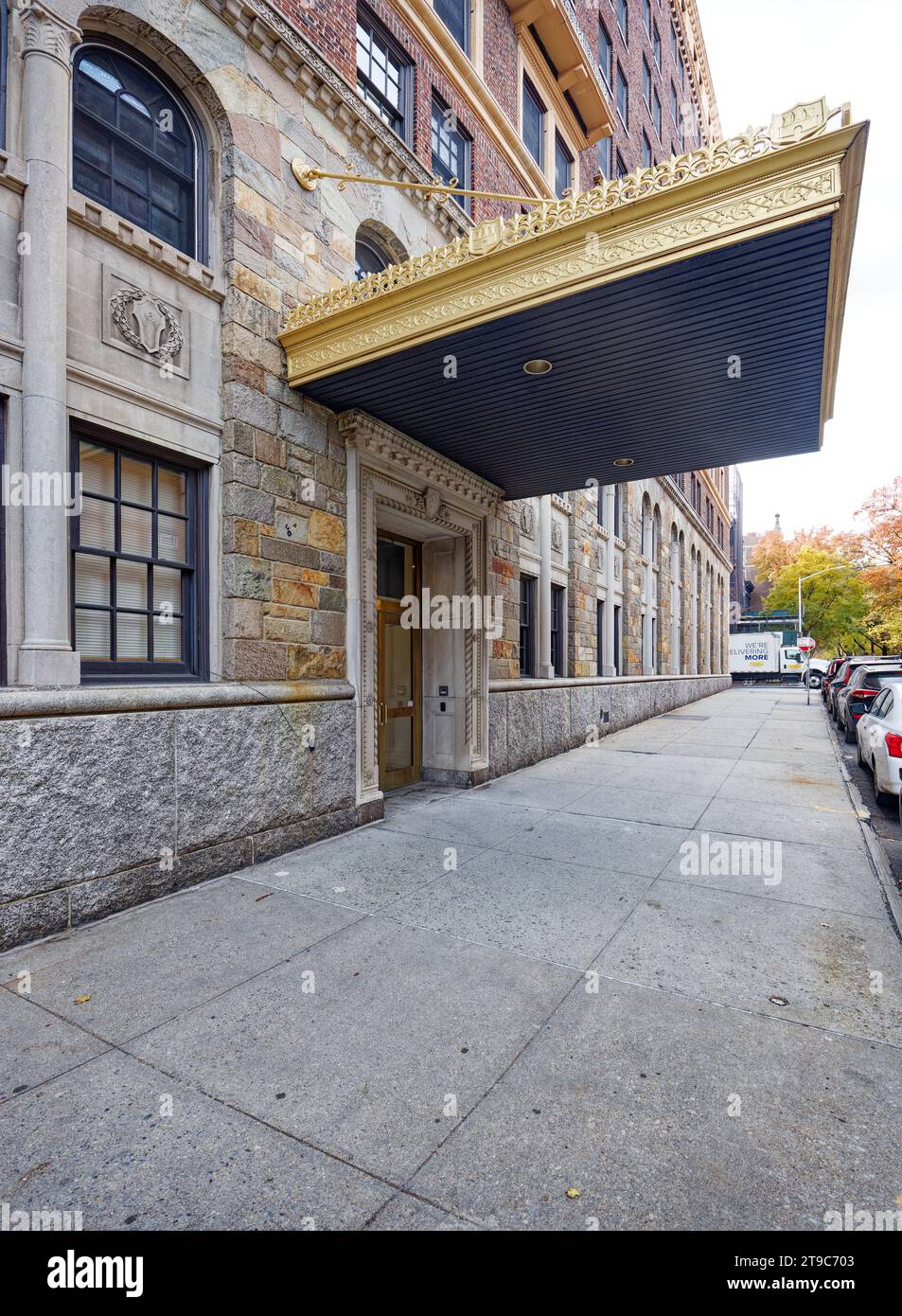 Willow Street entrance of The Watermark, a Brooklyn Heights landmark ...