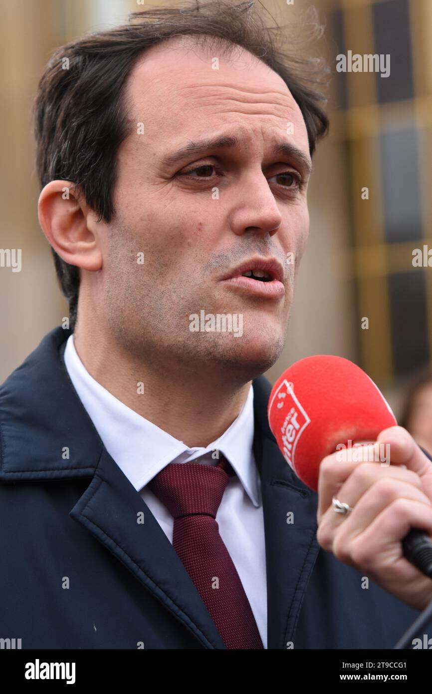 Rassemblement à l'appel de WIZO France pour la libération de tous les ...