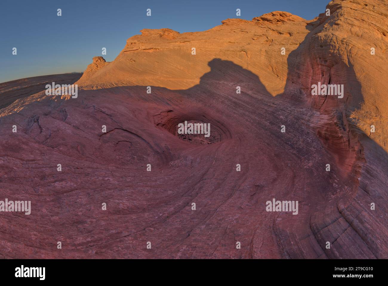 The west rock ridge of the New Wave along the Beehive Trail in the Glen ...