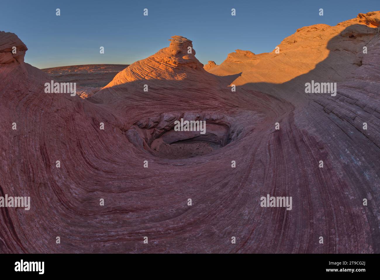 The west rock ridge of the New Wave along the Beehive Trail in the Glen ...