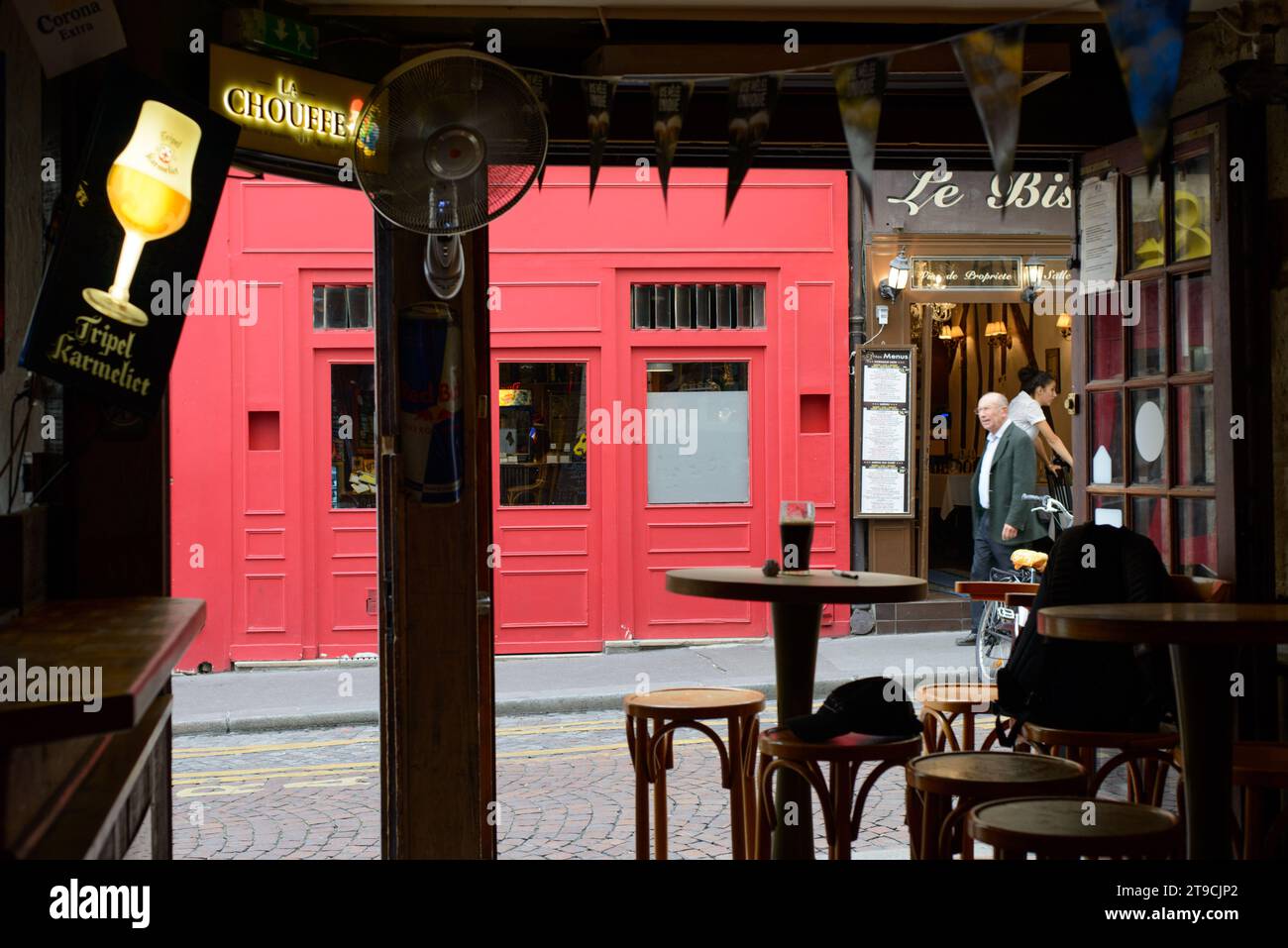 Paris Street View From Inside a Pub Stock Photo - Alamy