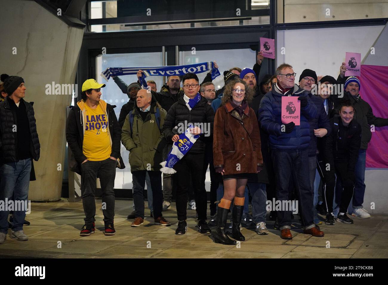 Everton fans protest outside the Premier League headquarters in London ...