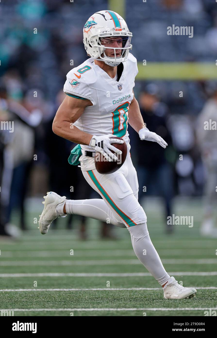Miami Dolphins wide receiver Braxton Berrios (0) warms up more playing ...