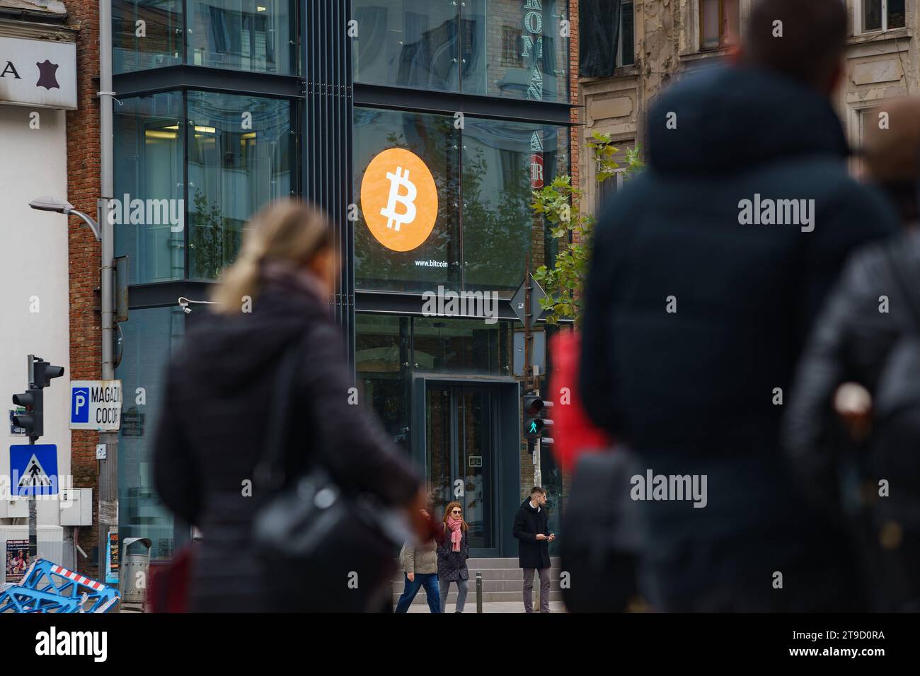 Btr business logo hi-res stock photography and images - Alamy