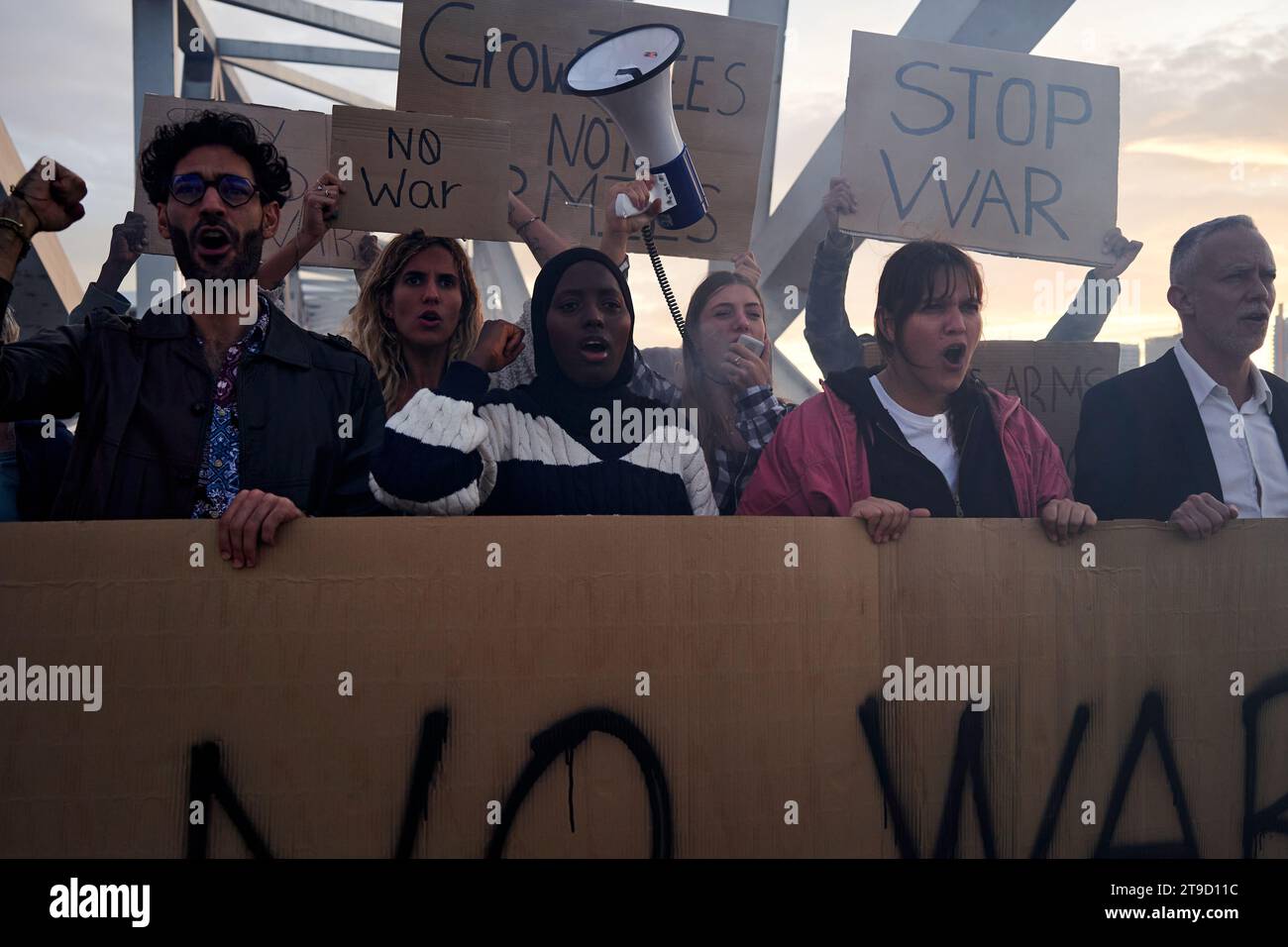 Military social gathering hi-res stock photography and images - Alamy