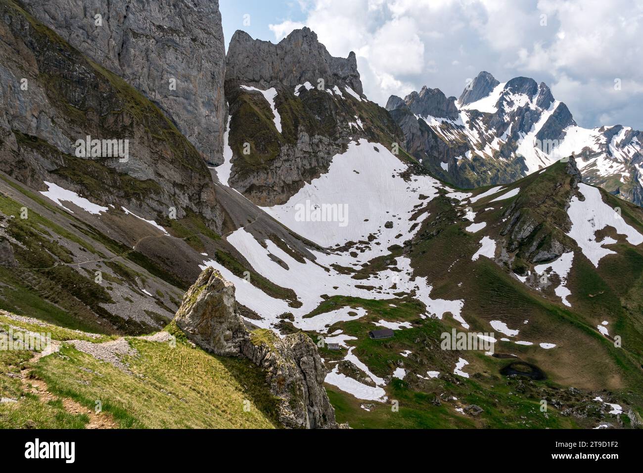 Wonderful hike in the Alpstein mountains from Wasserauen to Meglisalp ...