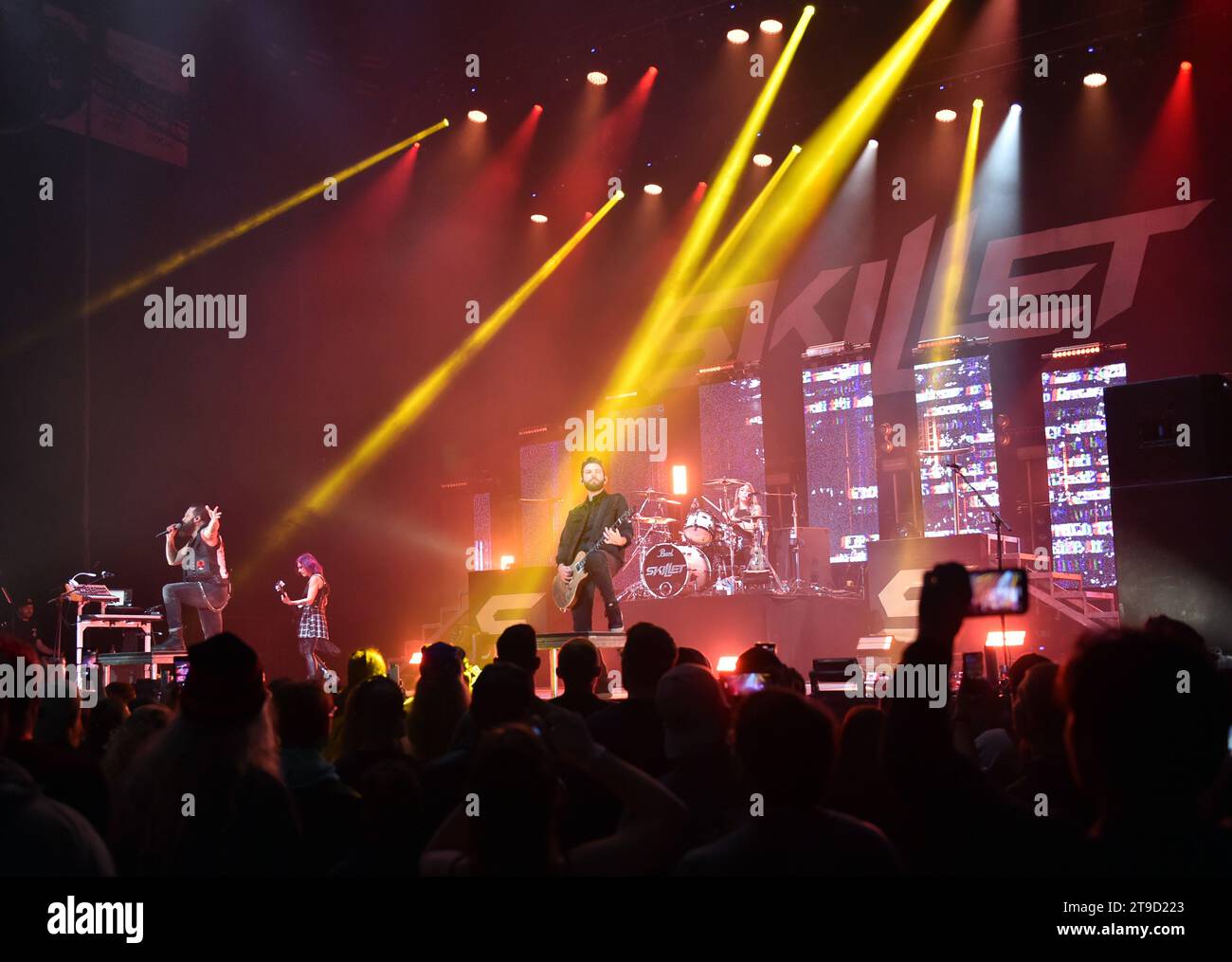 November 21, 2023, Norfolk, Virginia, USA: SKILLET entertains the crowd ...