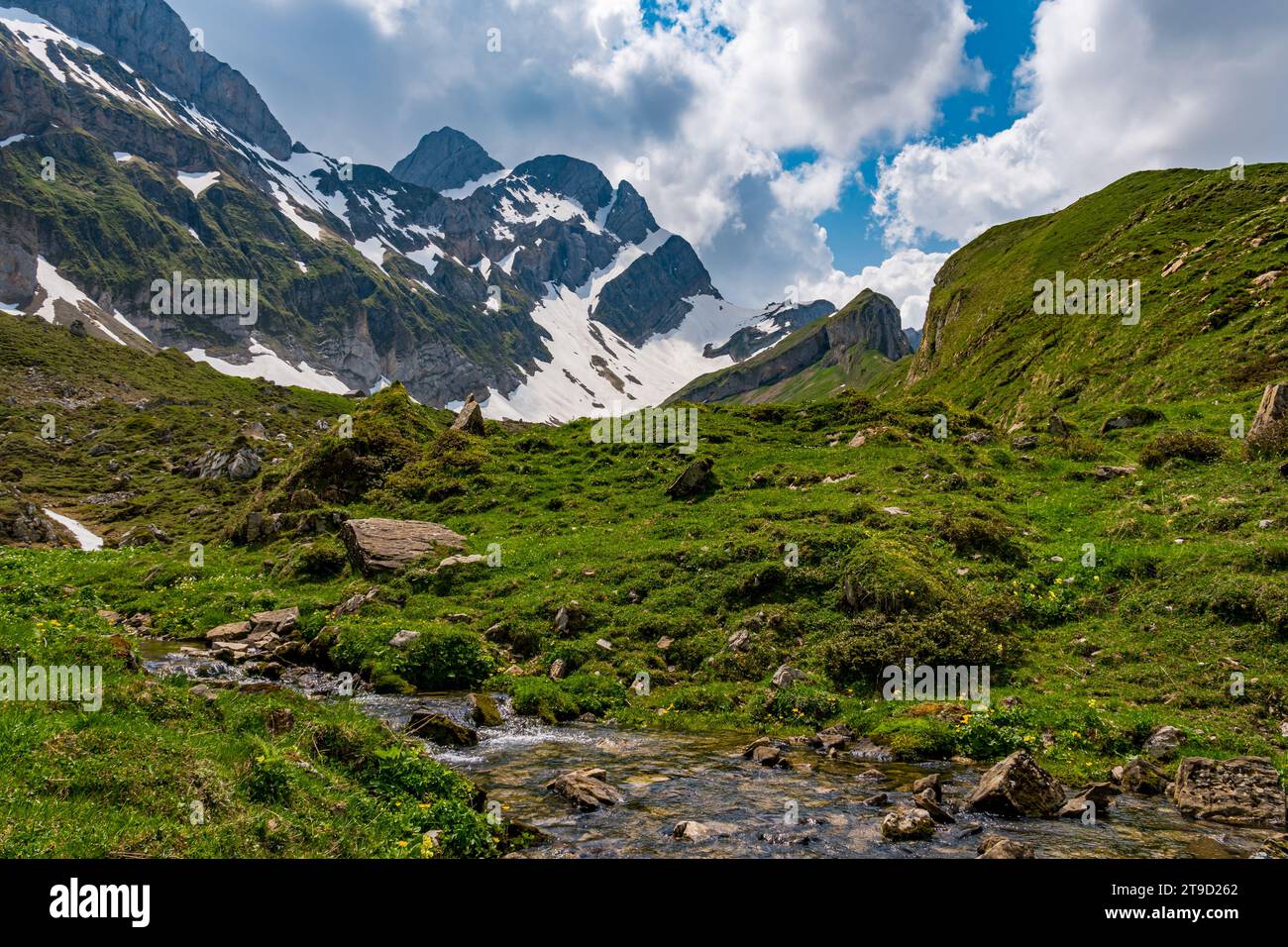 Wonderful hike in the Alpstein mountains from Wasserauen to Meglisalp ...