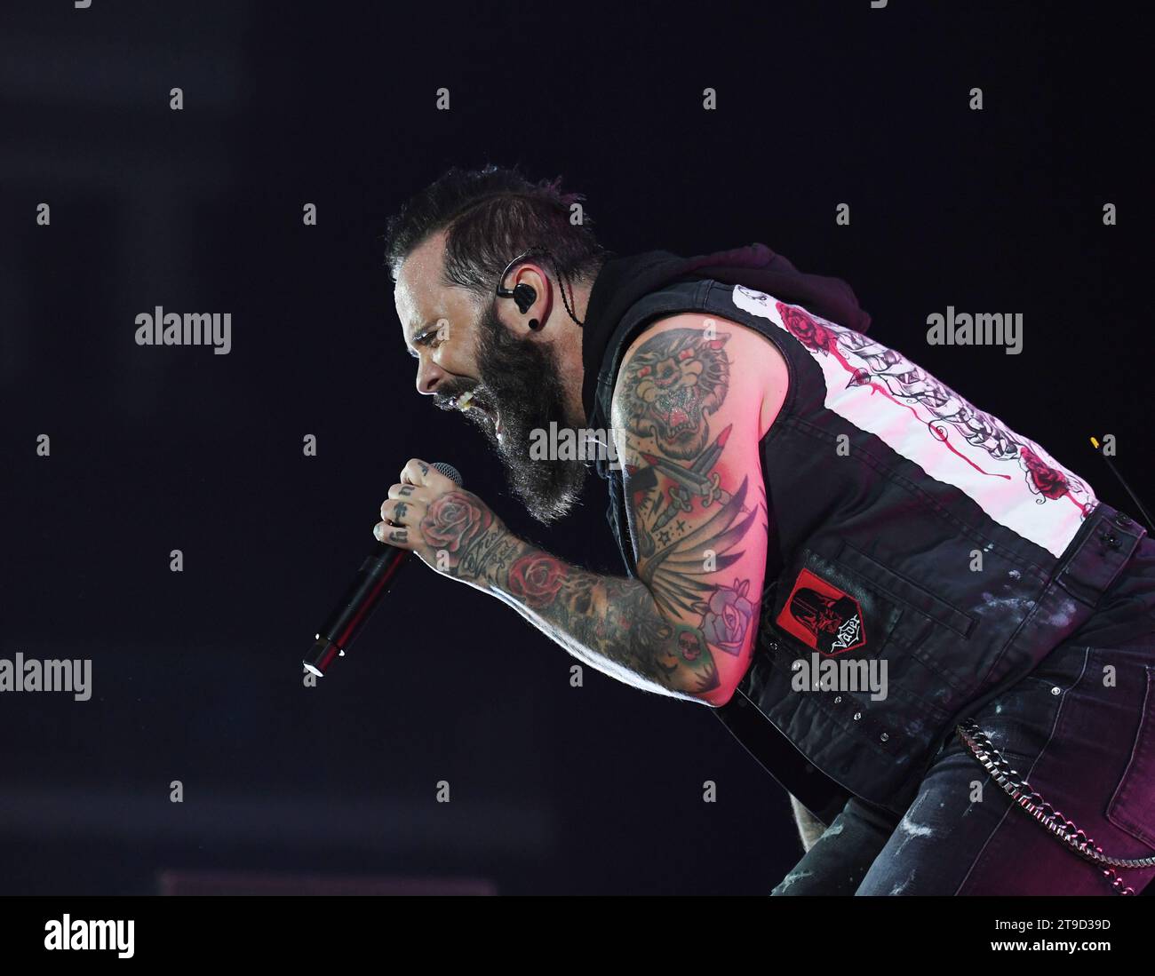 November 21, 2023, Norfolk, Virginia, USA: Skillet member JOHN COOPER ...