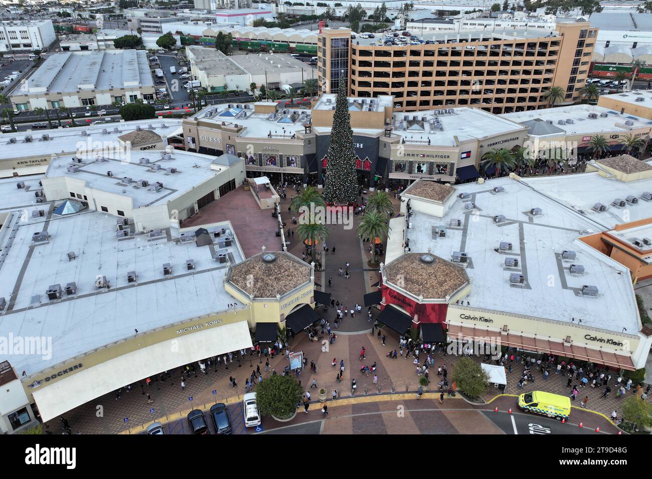 The citadel outlets shopping mall hi-res stock photography and images ...