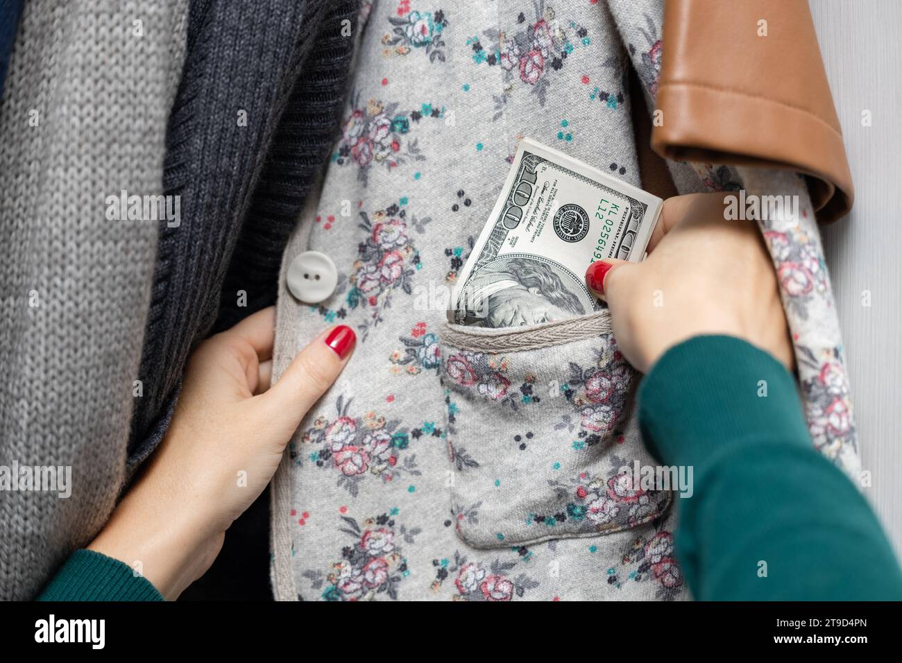 Money closet hi-res stock photography and images - Alamy
