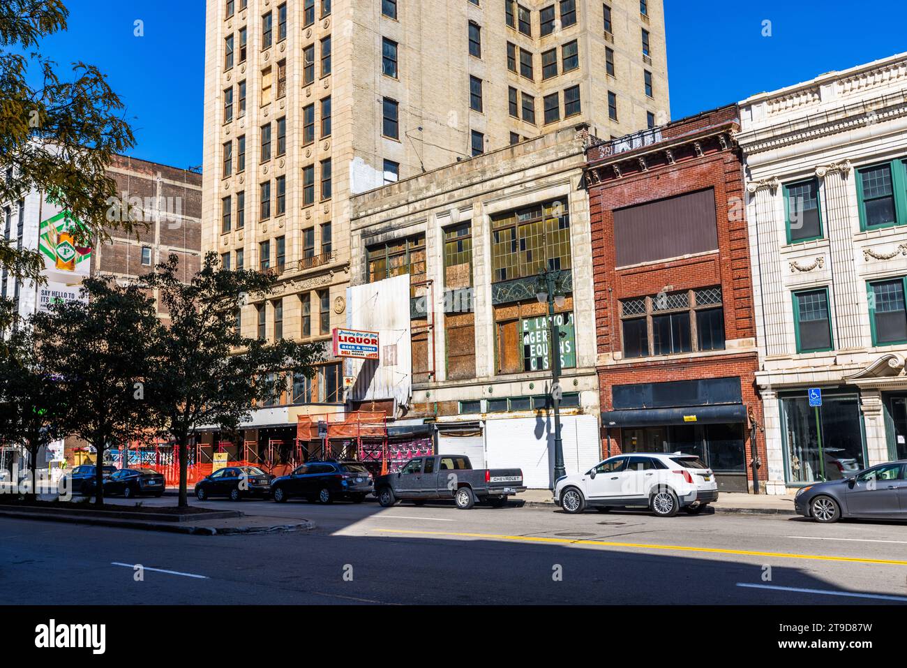 Row of houses in need of renovation in downtown Detroit, United States ...