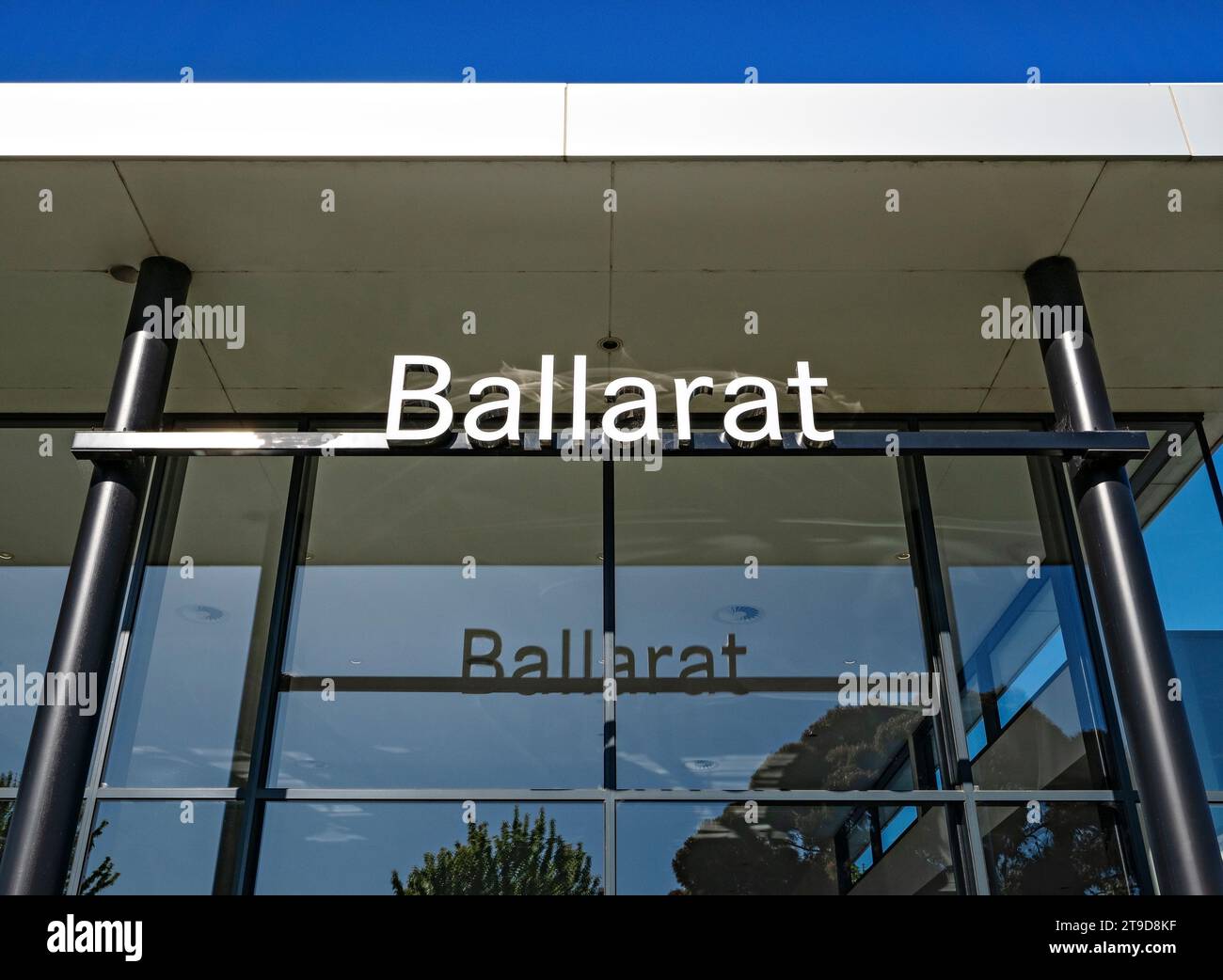 Ballarat Australia / Mercedes-Benz Showroom in Ballarat Victoria ...