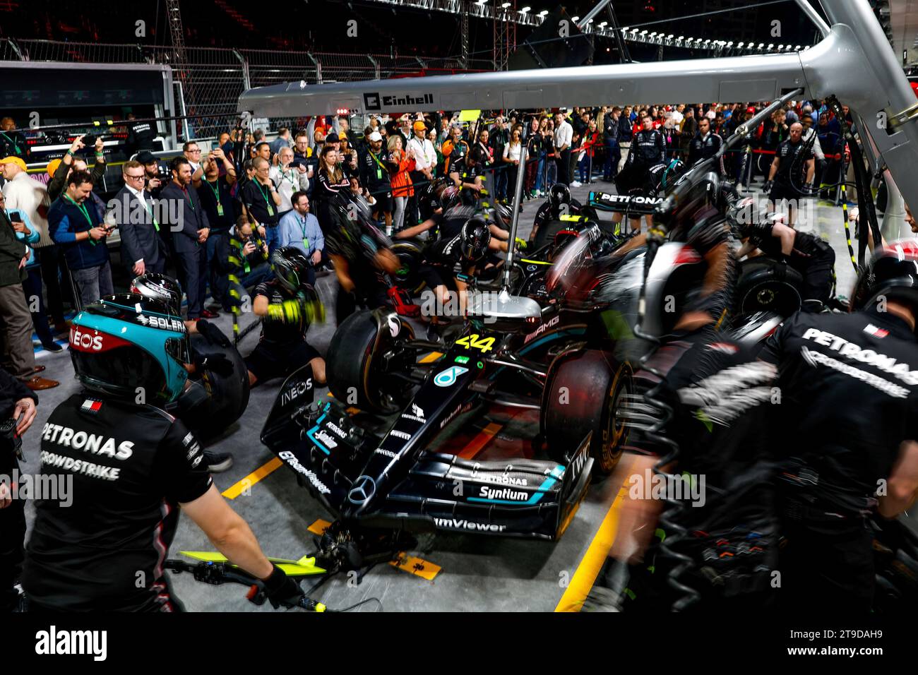 Las Vegas, USA. 16th Nov, 2023. Mercedes-AMG Petronas F1 Team during ...