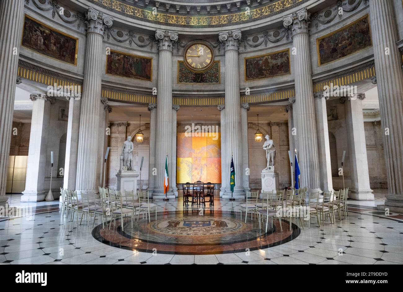 Entrance hall of Dublin City Hall built in the 18th century in ...