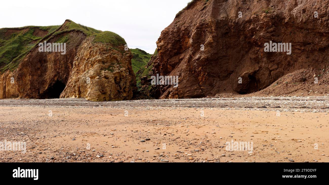 BLACKHALL ROCKS BEACH, COUNTY DURHAM Stock Photo - Alamy