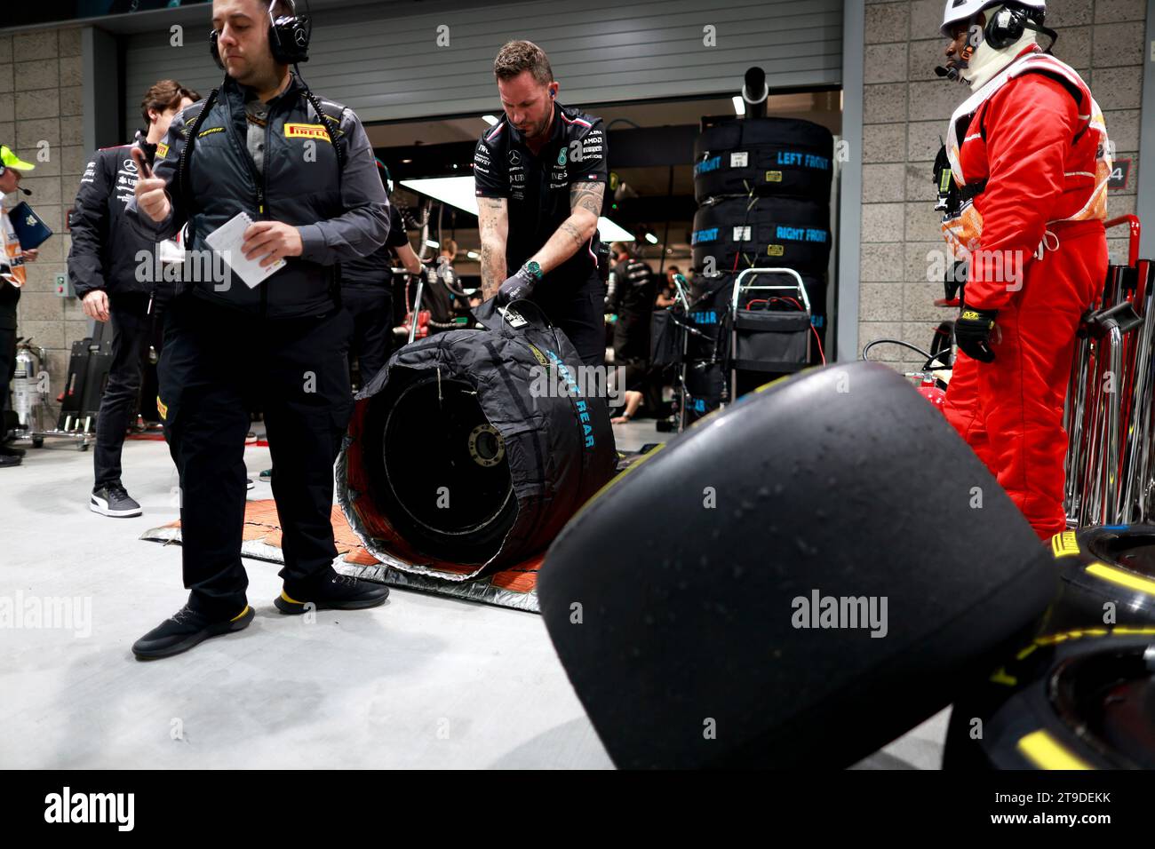 Las Vegas, USA. 17th Nov, 2023. Mercedes-AMG Petronas F1 Team, F1 Grand ...