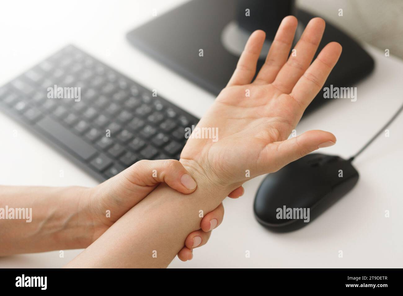 Focal hand dystonia hi-res stock photography and images - Alamy