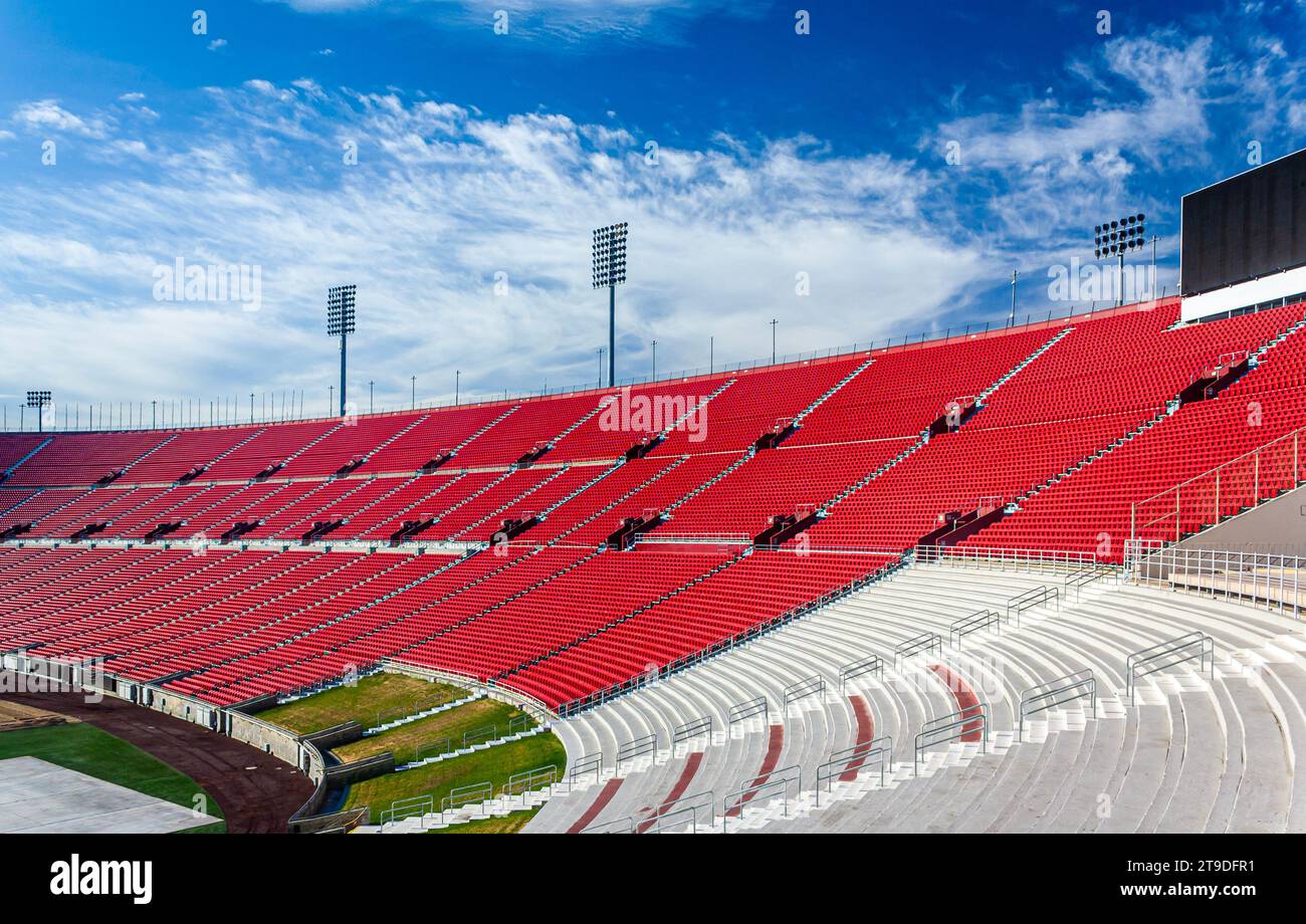 Usc trojans football stadium hi-res stock photography and images - Alamy