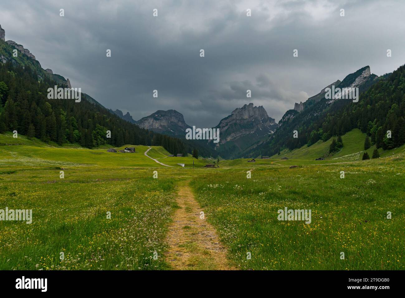 Fantastic hike in the Alpstein mountains from Hoher Kasten to Saxer ...